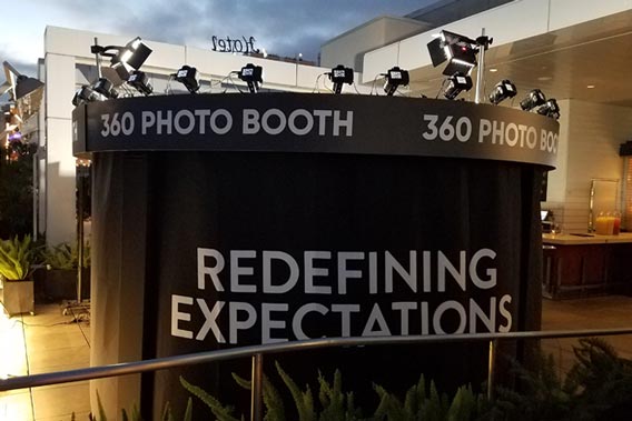 Multi-Camera Array Photo Booth | Elevate Booth